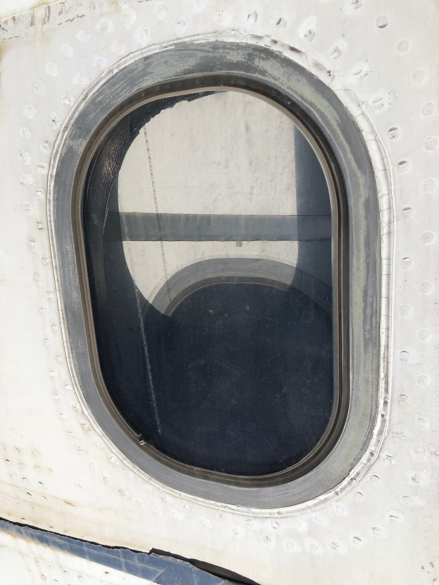 Airbus A320 Fuselage Cuts with Windows - Air Sky Store